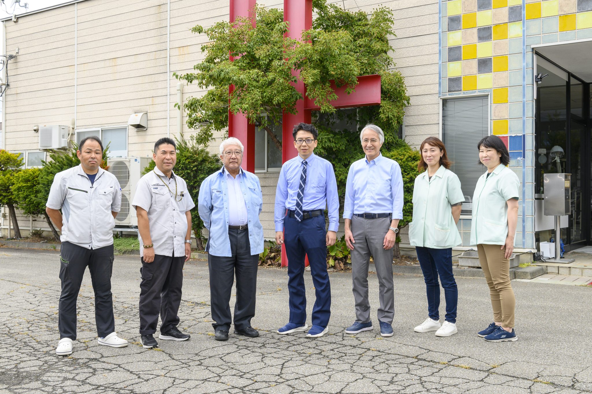 会社概要・沿革 | アンテナ、バラン等の製品開発・設計から製造販売まで| 株式会社フェイバライツ